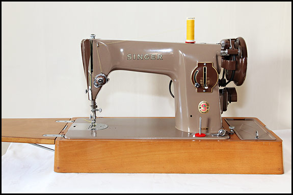 Singer buttonholers | oldsingersewingmachineblog